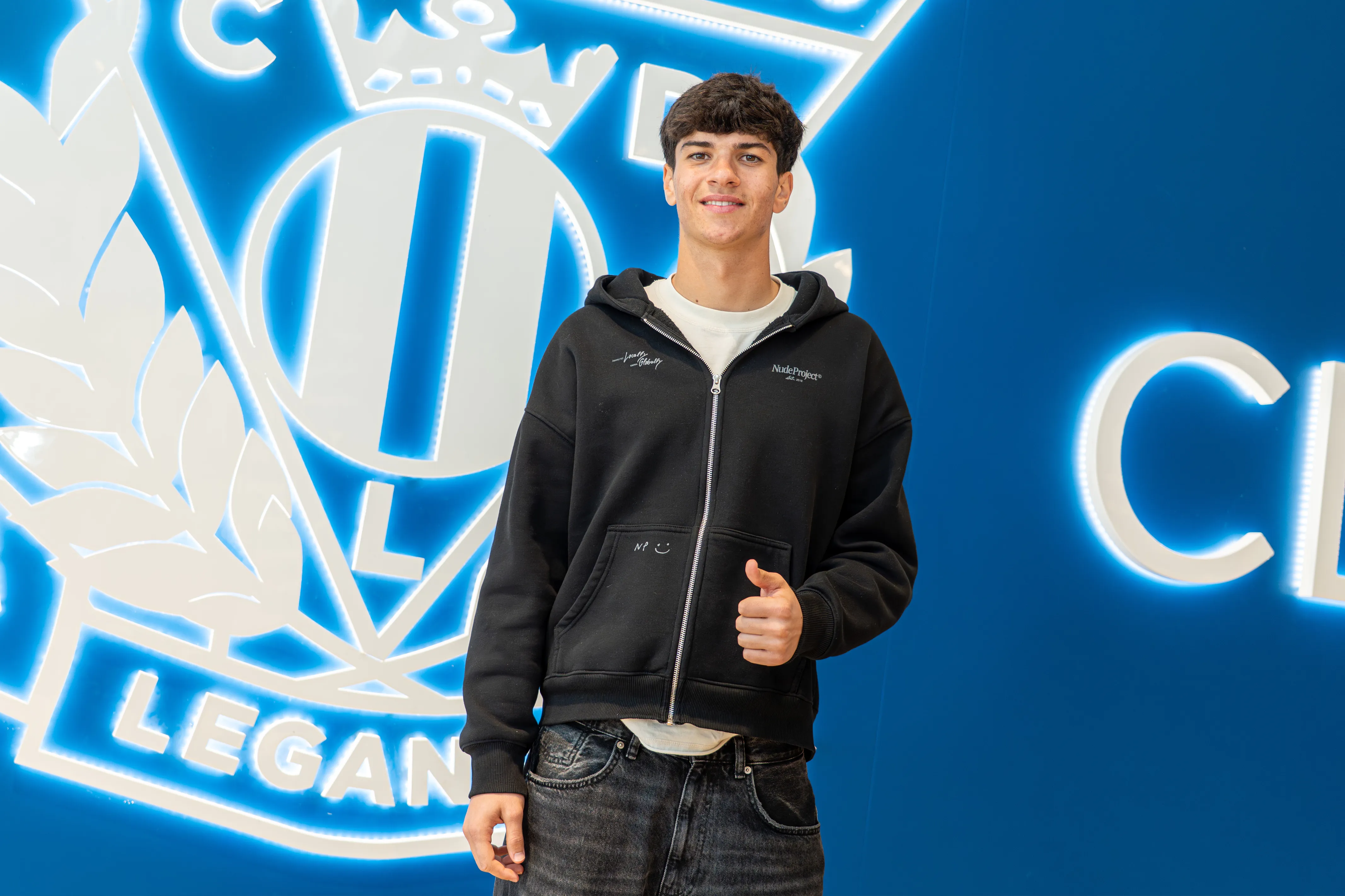 C.D. Leganés B and Nico Lozano extend their partnership until 2027 - C ...
